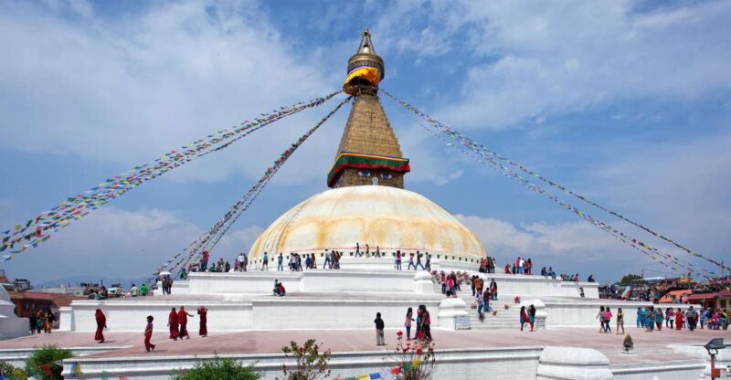 Kathmandu Sightseeing By Bus Day Trip - Transportation and Group Dynamics