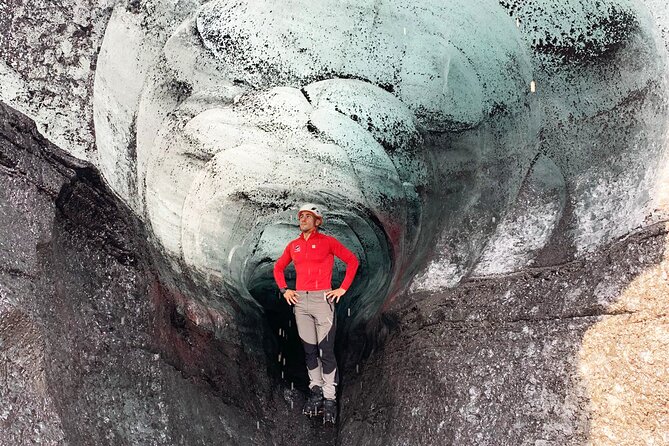 Katla Volcano Ice Cave Review: A Scenic Adventure - Exploring the Katla Volcano Ice Cave