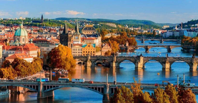 Katowice 1-Day Trip to Prague Private Guided Tour - The Majestic Prague Castle