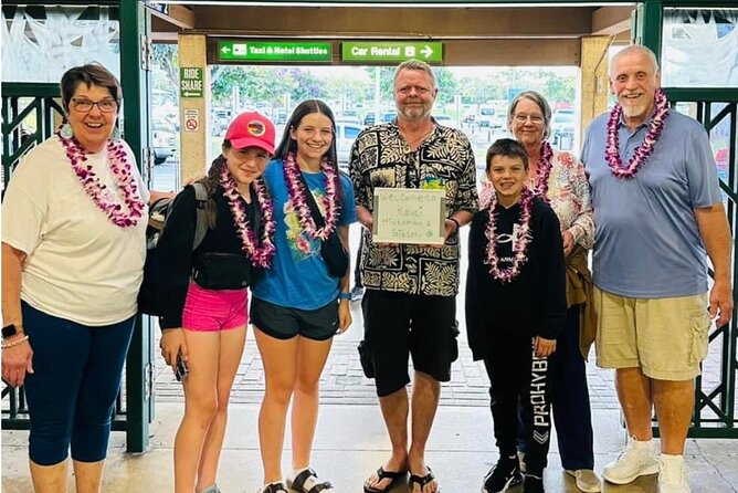 Kauai Airport Lei Greeting - A Warm Hawaiian Welcome
