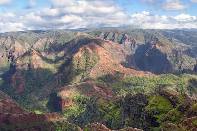 Kauai Cruise Ship Shore Excursion Journey to Waimea Canyon - Exploring Waimea Canyon State Park