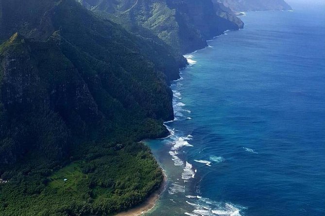 Kauai Deluxe Sightseeing Flight - Waterfalls and Mount Waialeale