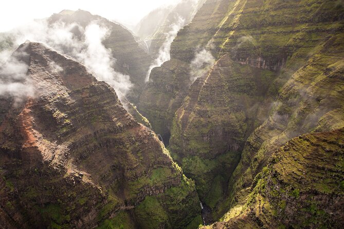 Kauai Deluxe Waterfall Safari: Helicopter Tour - What Makes This Tour Stand Out?