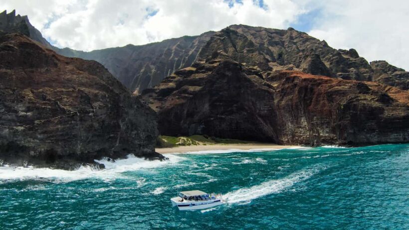 Kauai: Na Pali Coast Snorkel Tour With Lunch - What Sets This Tour Apart?