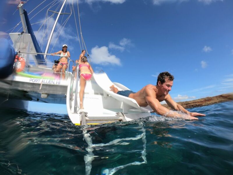 Kauai: Napali Coast Sail & Snorkel Tour from Port Allen - The Crew and Experience