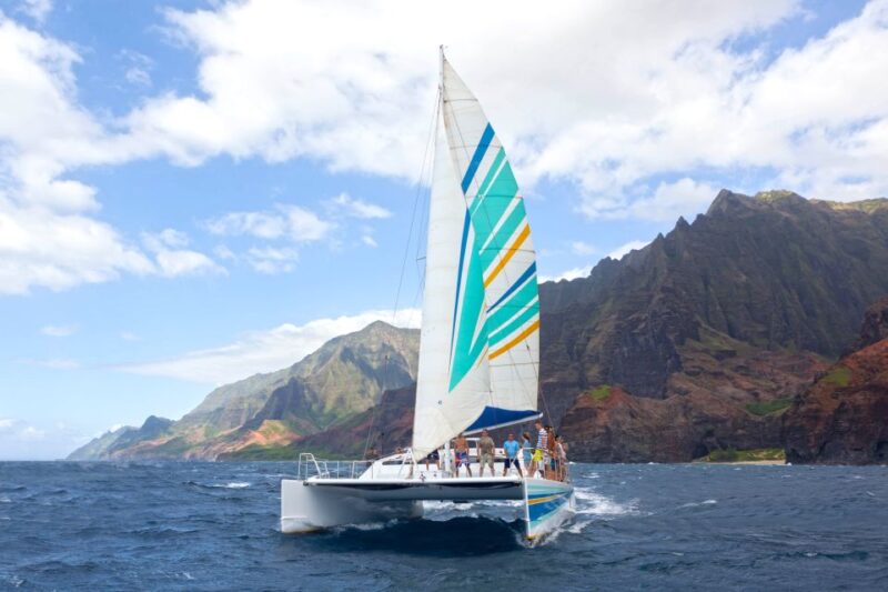 Kauai: Napali Coast Sail & Snorkel Tour from Port Allen - Food and Drinks on Board