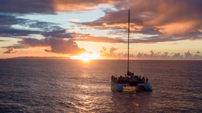Kauai: Napali Coast Sunset Sailboat Tour with Dinner - An In-Depth Look at the Experience