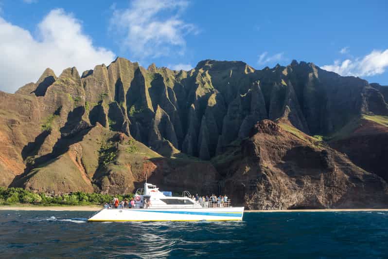 Kauai: Napali Sunset Dinner Cruise - Key Points: