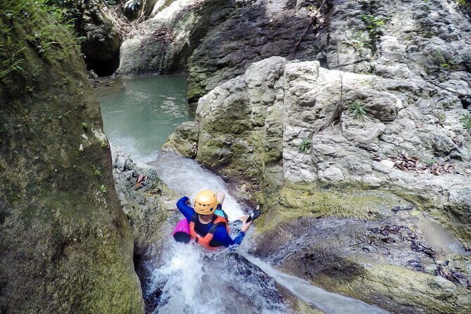 Kawasan Falls Canyoneering Tour from Moalboal - The Itinerary in Detail
