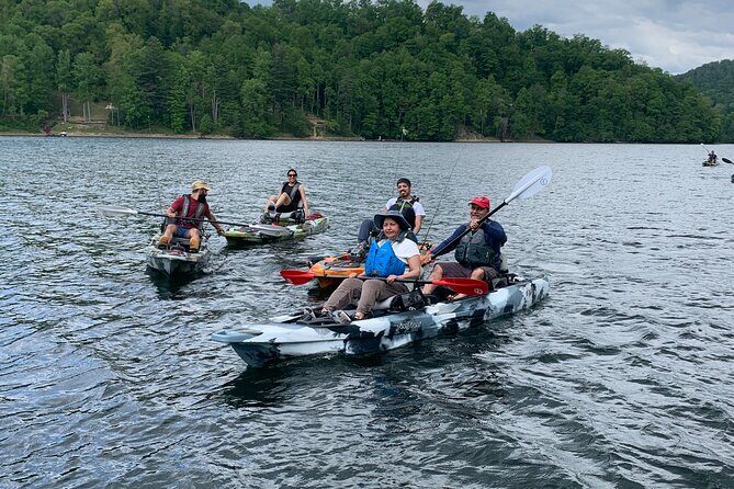 Kayak fishing guides and scenic paddle tours - Introduction to the Asheville Kayak Fishing Tour