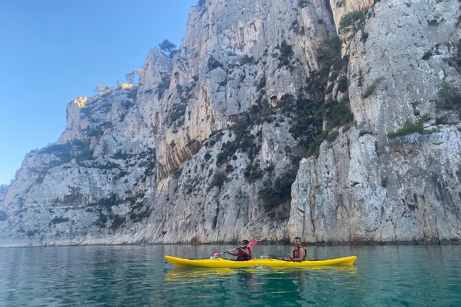 Kayak guided tour with a Local, Cassis Calanques National park - FAQ