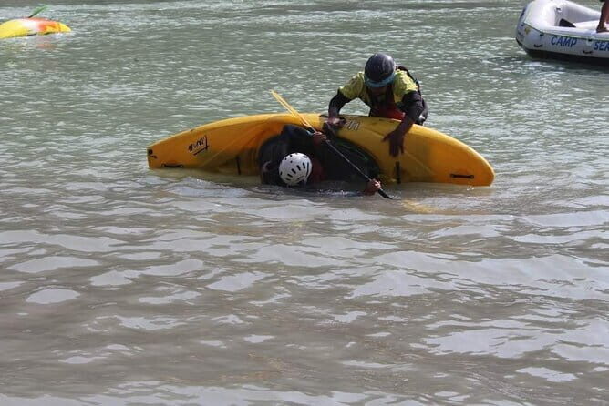 Kayak lessons in Rishikesh - Exploring Kayak Lessons in Rishikesh: An In-Depth Review
