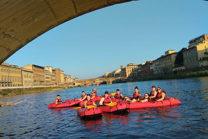 Kayak on the Arno river in Florence under the arches of the Old Bridge - Practical Details