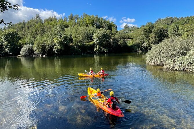 KAYAK TOUR I Descent of the River Lima in Kayak - Tips for an Enjoyable Kayaking Adventure