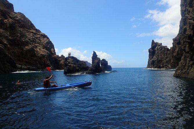 Kayak Tours - Exploring Coastal Landscapes