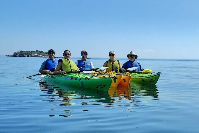 Kayak Trips on Lake Superior, Two Harbors, MN (Larsmont Cottages) - An In-Depth Look at the Lake Superior Kayak Tour