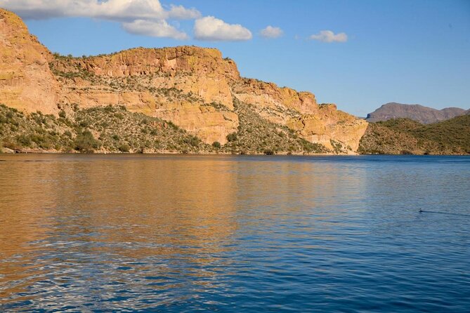 Kayaking 2 Hr Canyon & Cliffside on Saguaro Lake - An In-Depth Look at the Experience