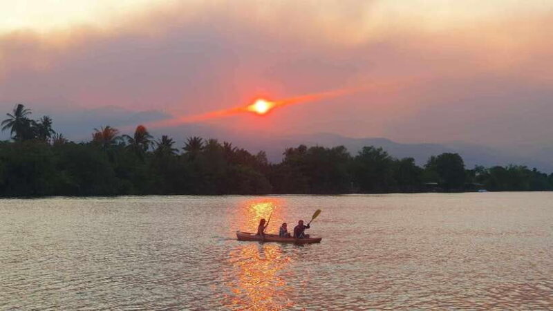 Kayaking tour around green cathedral - What Do Travelers Say?