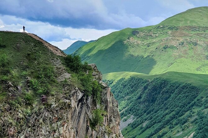 Kazbegi Full Day Private Tour + LUNCH - Inclusions and Amenities