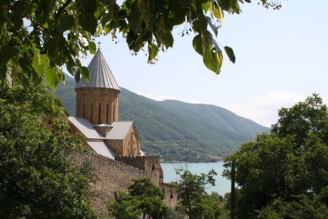 Kazbegi Gudauri Ananuri: Full Day Group Tour - Authentic Experiences and Traveler Feedback