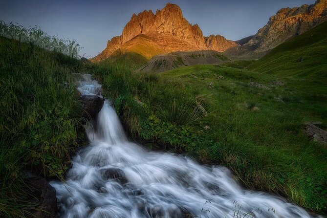 Kazbegi & Juta, 2-day tour. (easy hikings) - FAQs