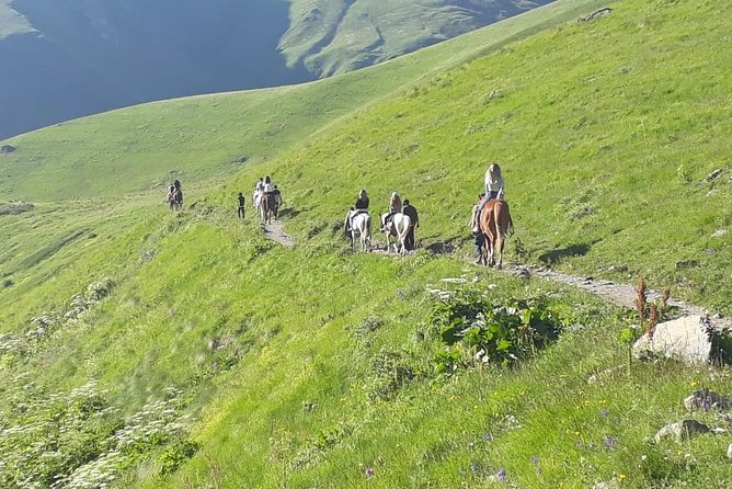 Kazbegi Tour from Tbilisi 2022 - Transportation and Comfort