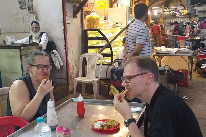 Kebab and Curry Food Walk with guide and transport in and around Mohd Ali Road! - FAQ