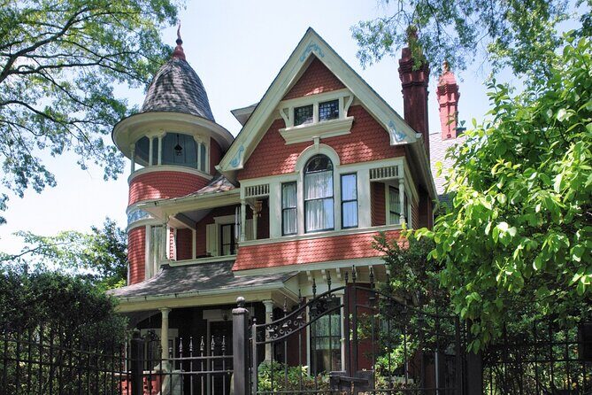 Keep Portland Weird Neighborhood Culture Tour - Exploring Portland in Depth: What to Expect on the Tour
