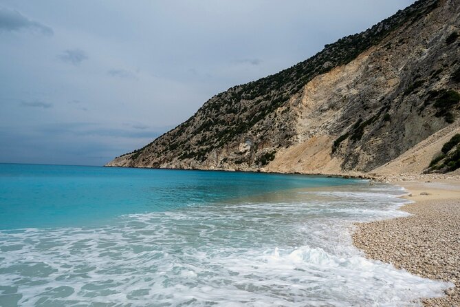 Kefalonia Gems & Wine Tasting - Small Group Tour - Wine Tasting and Deli Delights: A Culinary Experience