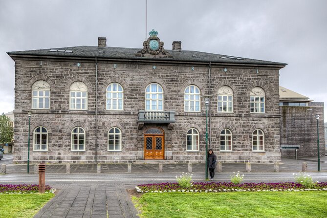 Keflavik International Airport Private Transfer - Authentic Experiences and Passenger Feedback