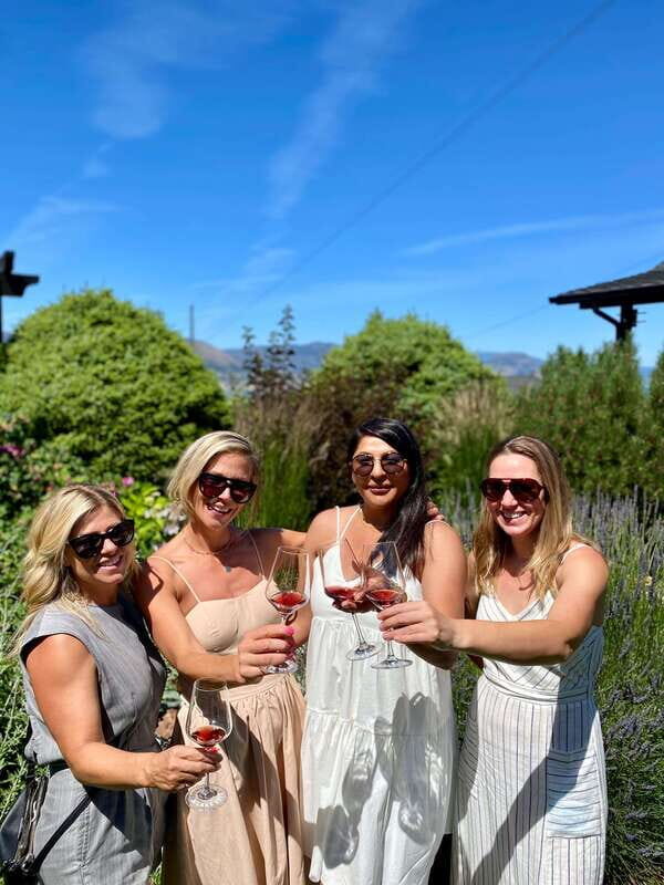 Kelowna: East Kelowna Half Day Guided Wine Tour - FAQs