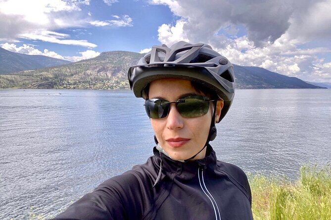 Kelowna: Okanagan Lake Views Guided E-Bike Tour with Picnic - What Reviewers Say