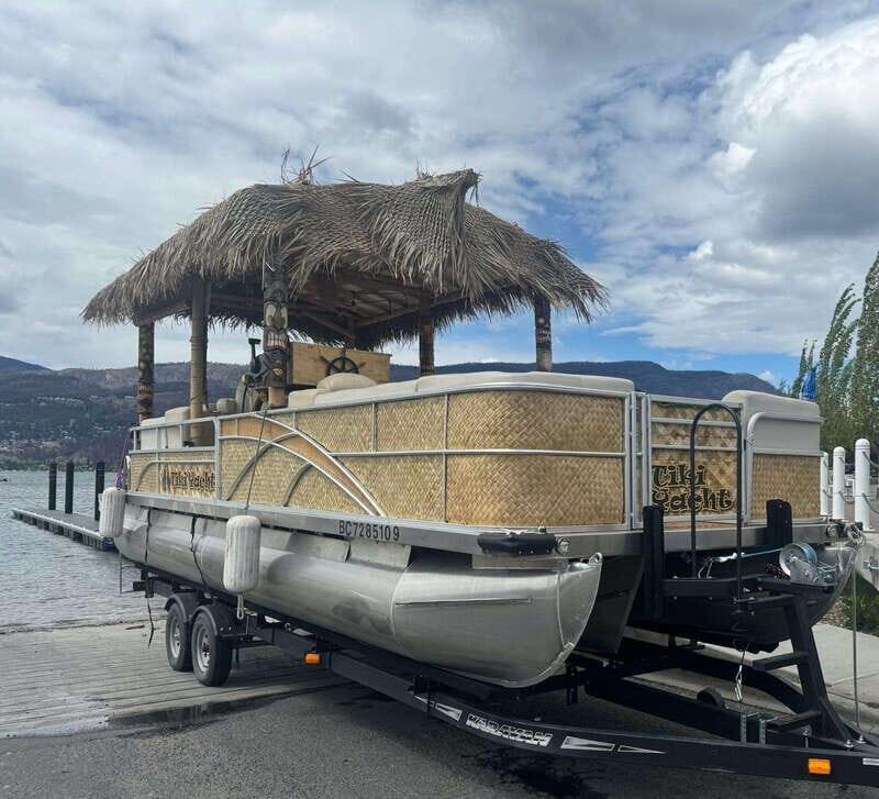 Kelowna: Tiki Party Yacht Rental - The Authentic Kelowna Experience