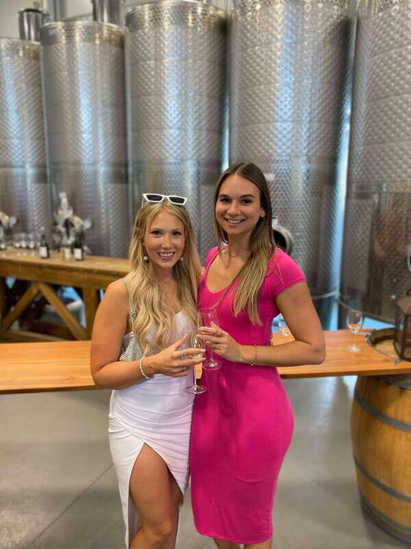 Kelowna: West Kelowna Full Day Guided Wine Tour - Delving Into the Itinerary