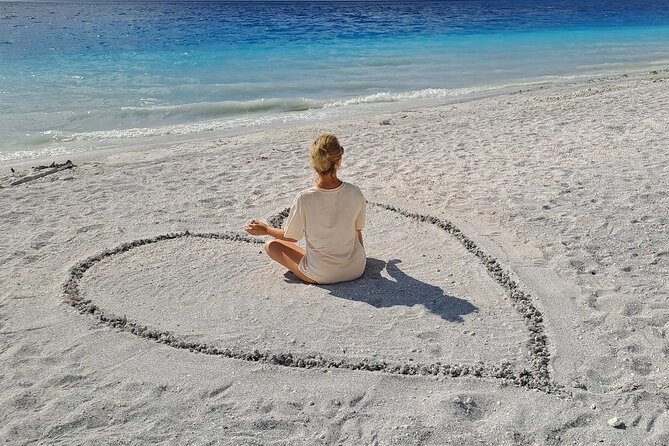 Kemer Exclusive Salda Lake & Pamukkale Day Tour w/Meals & Pickup - Key Points