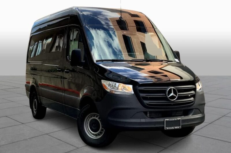 Kennedy S. Center Private Tour/Guide Luxury transportation - What’s Not Included — and What to Bring