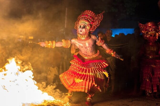 Kerala Theyyam Ritual Dance From Kannur - The Experience and Its Context