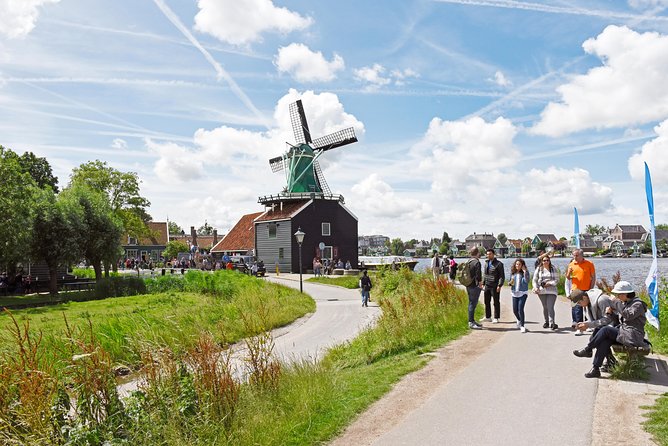 Keukenhof and Zaanse Schans Day Trip Review - Optional Amsterdam Canal Cruise