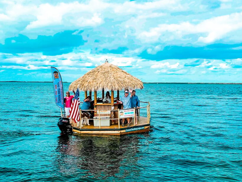 Key Largo: Cruisin' Tikis Key Largo - Day Cruise - Key Points