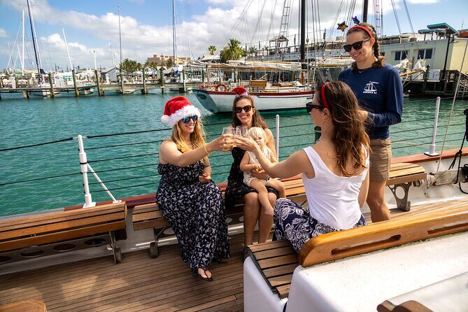 Key West Christmas Cruise with Live Band and Drinks - An In-Depth Look at the Key West Christmas Cruise Experience
