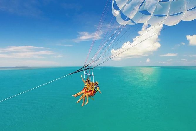 Key West Parasailing Adventure above Emerald Blue Waters - Why This Tour is a Great Choice for Your Key West Trip