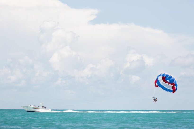 Key West Parasailing at Smathers Beach - The Experience at a Glance