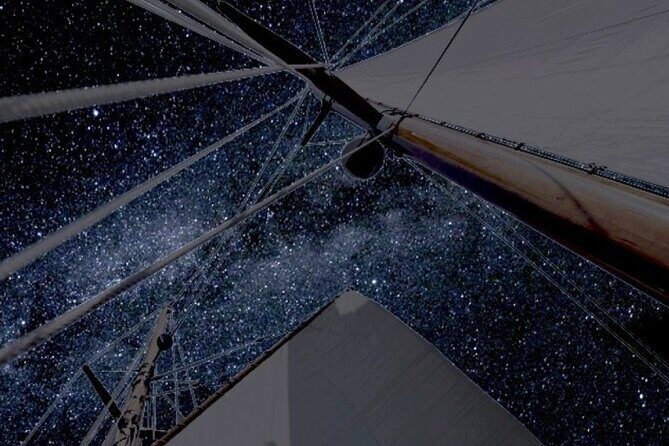 Key West Stargazing Cruise aboard Schooner America 2.0 - Drinks and Atmosphere