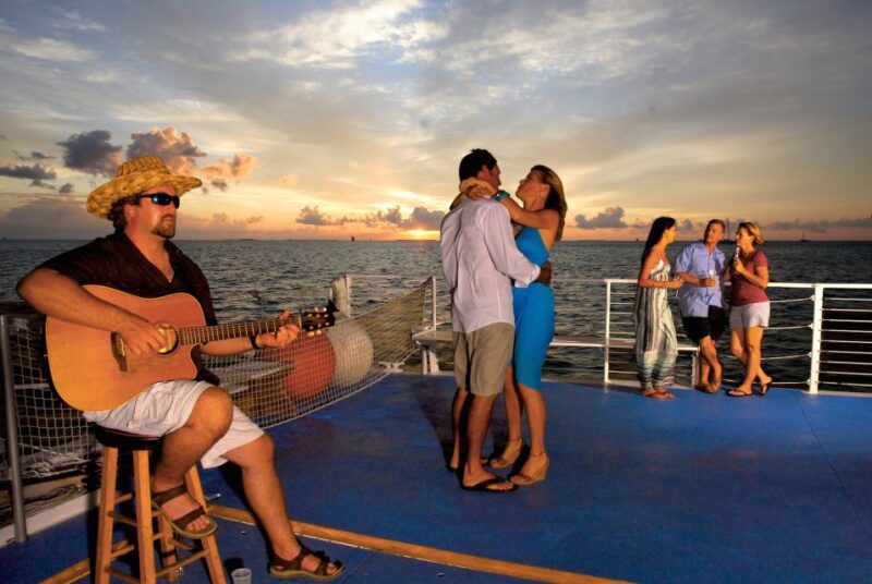Key West: Sunset Sail with Live Band, Drinks, and Appetizers - Drinks and Appetizers: A Well-Rounded Feast