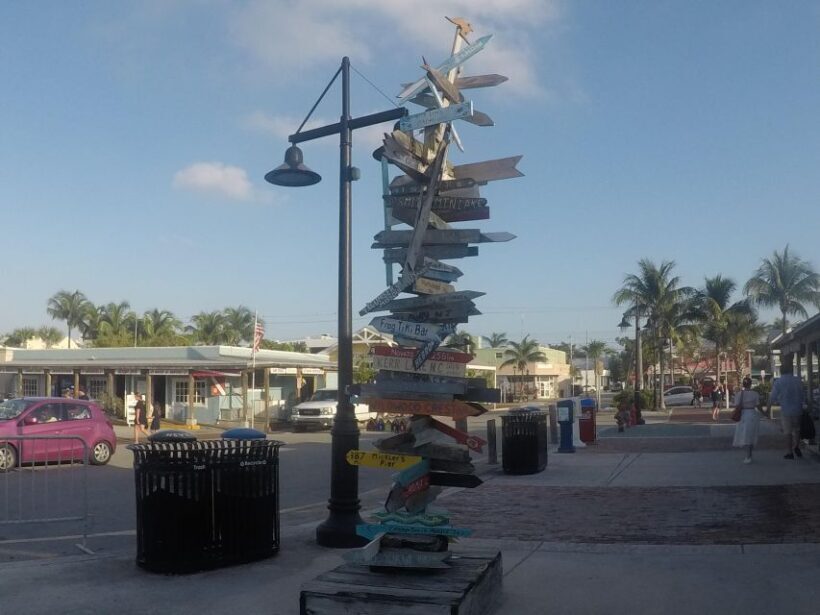 Key West Tour and Coral Reef Snorkeling with Open Bar - Exploring Key West on Your Own
