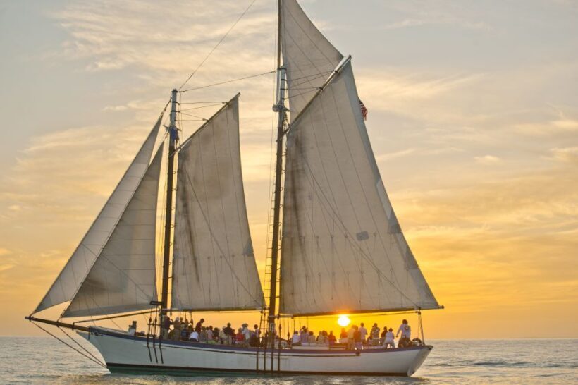 Key West: Windjammer Champagne Sunset Sail - The Experience in Detail