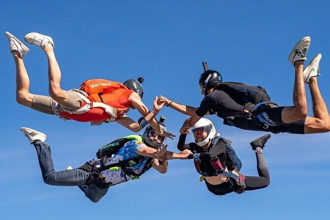 Khao Yai Extreme Tandem Skydiving and Freefall from Bangkok - Who Will Love This Tour?