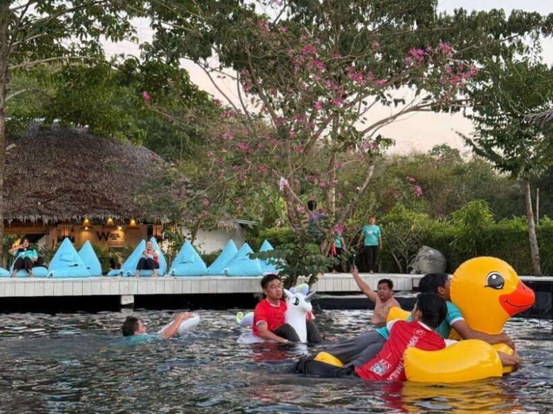 Khaolak: Waterside Beach Club Family Splash Day Pass - Who Will Love This Experience?