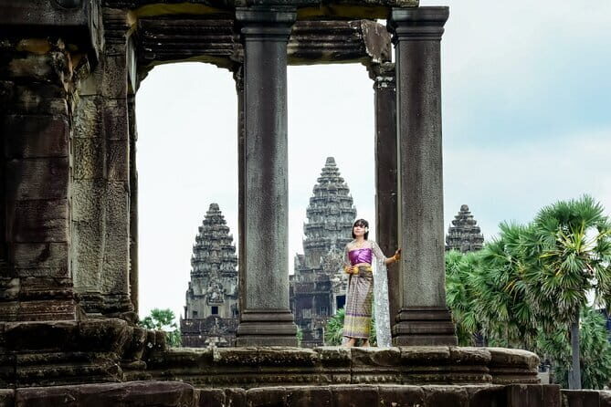 Khmer Traditional Custom Dressing Tour at Angkor Wat - A Close Look at the Khmer Traditional Custom Dressing Tour