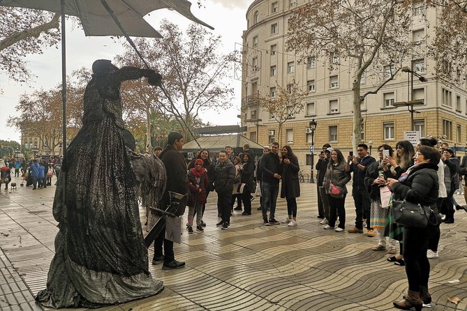 Kickstart Barcelona Private Tour. City Highlights for Newcomers - Pricing and Group Size Considerations